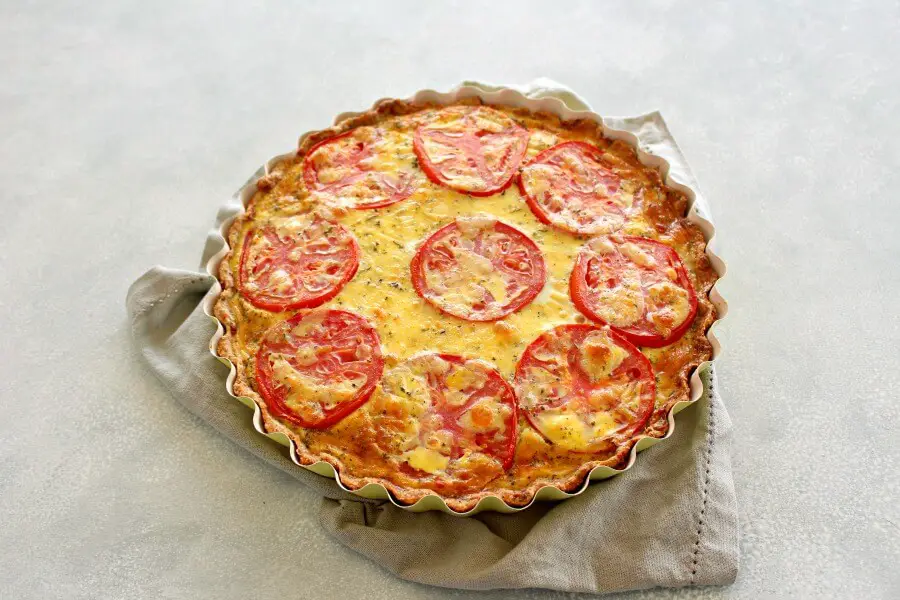 Easy Cheese Crust Tomato Quiche Berry Sweet Life