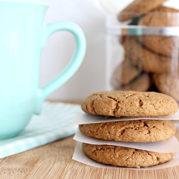 spiced festive ginger & syrup cookies - Berry Sweet Life