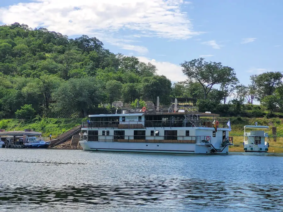 4 Nights at Spurwing Island Kariba - Berry Sweet Life